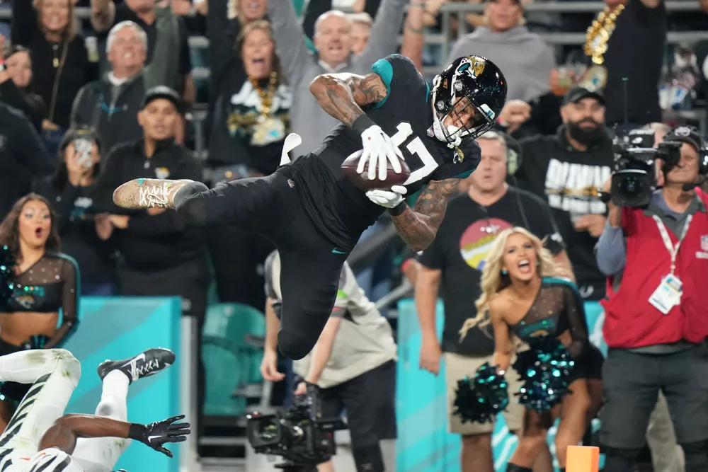Week 14 Fantasy Football Tactics: Navigating the Gridiron Gameplan